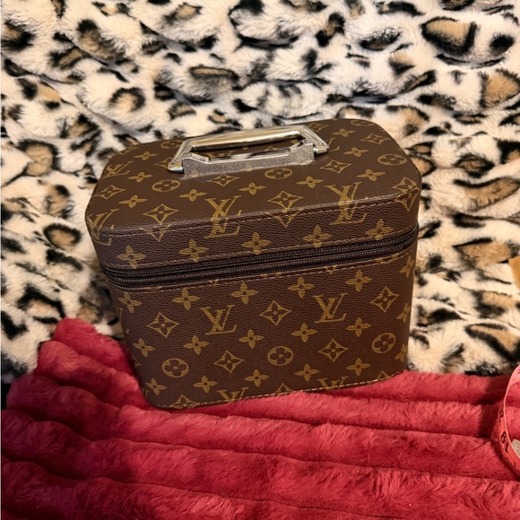 Louis Vuitton | Bags | Lv Brown Monogram Vanity Case | Poshmark